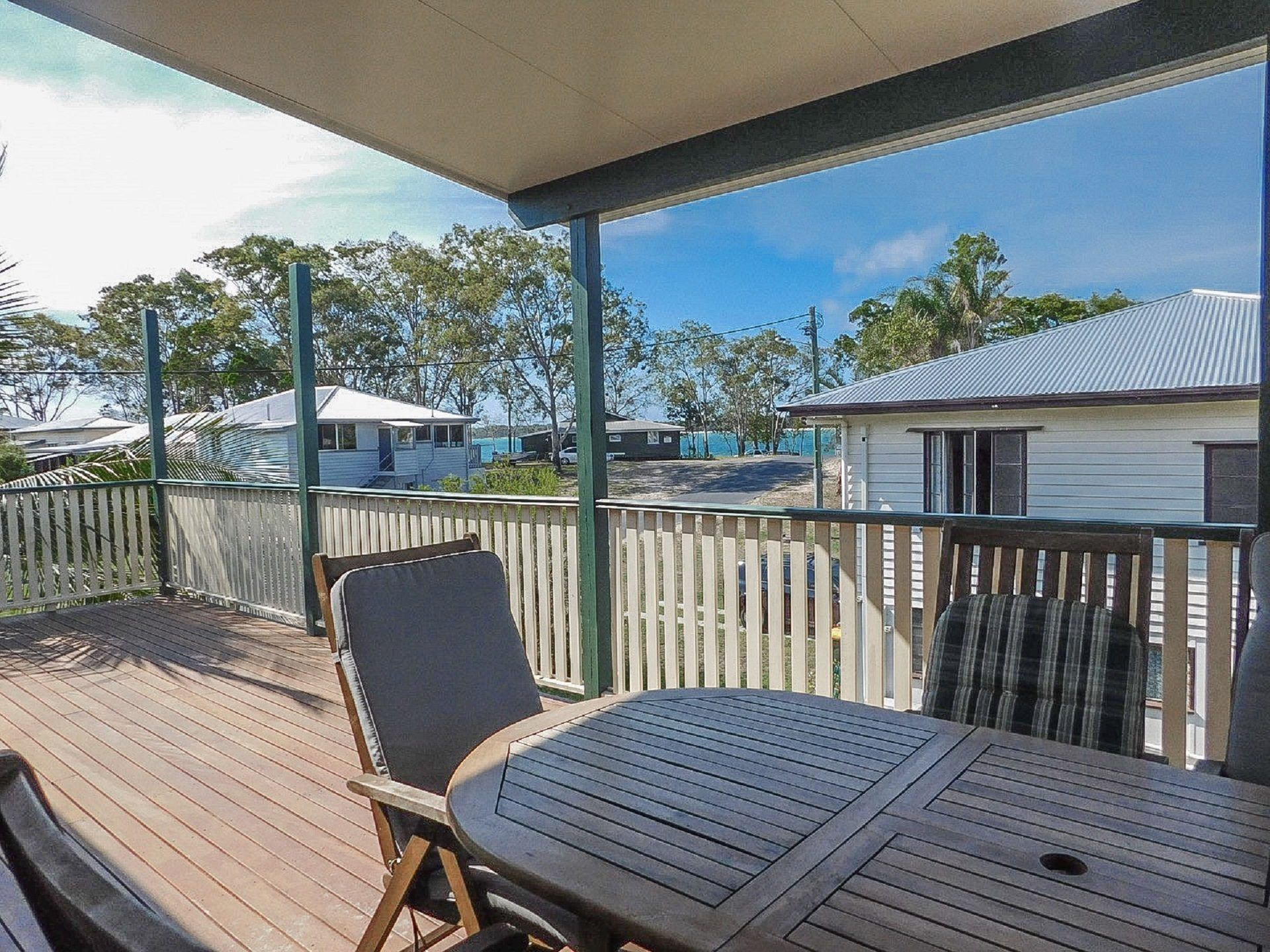 Baybreeze -Burrum Heads- 3BR- Close to Boat Ramp - Accommodation Burrum ...